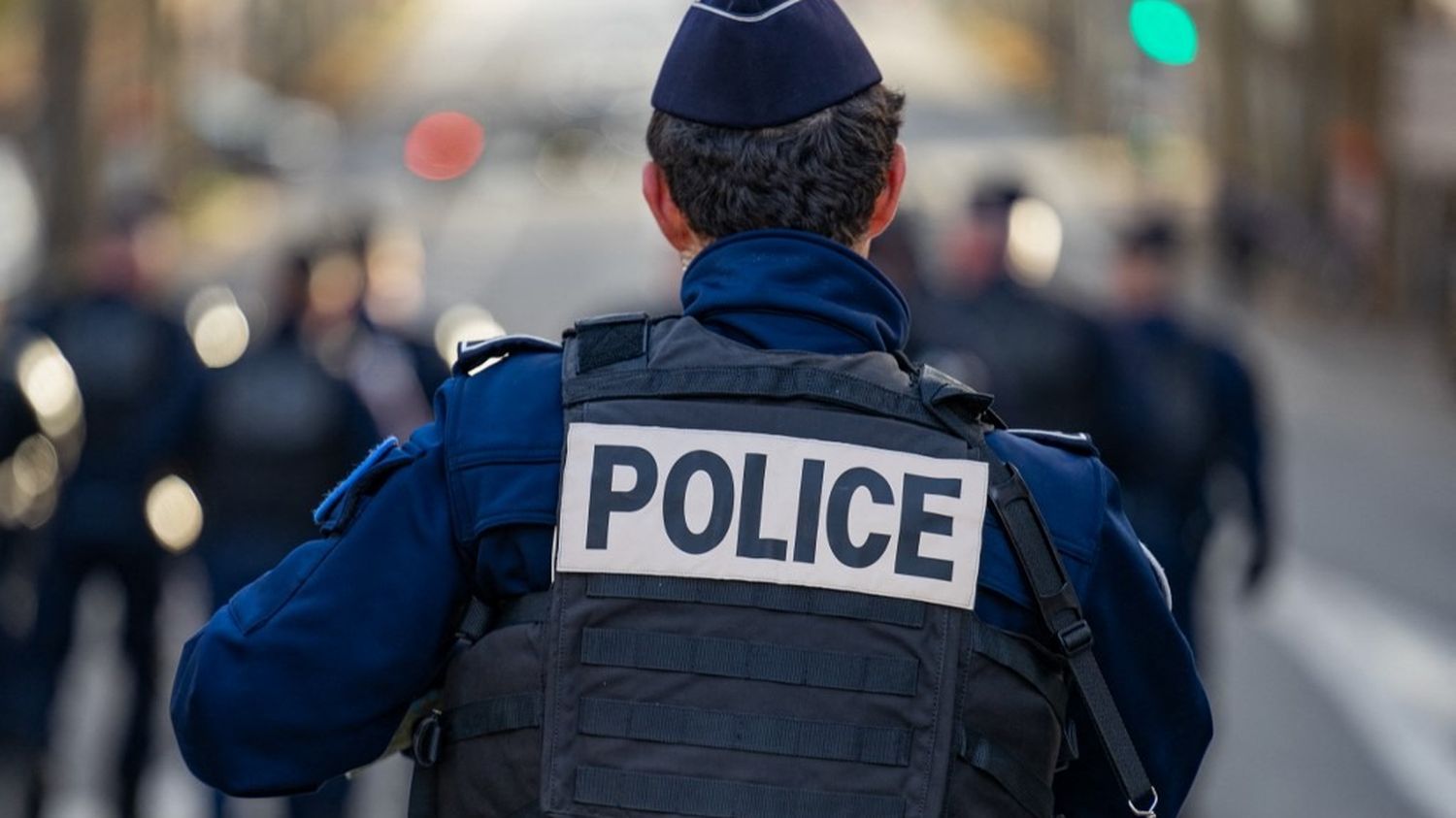 Toulouse : un homme attaque deux adolescents et est tué par la police ...