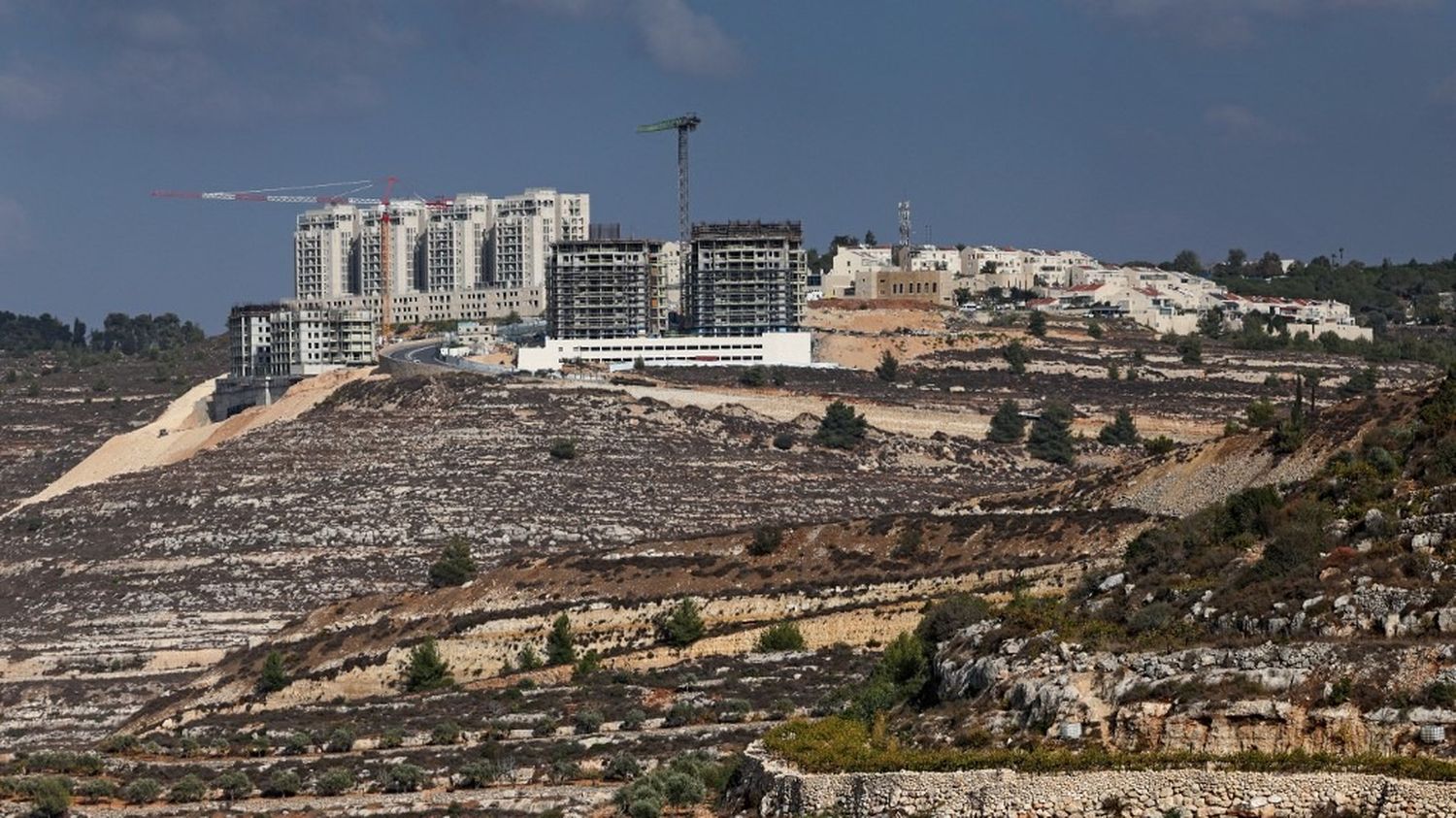 "La France et 13 pays demandent à Israël d'arrêter la construction de ...